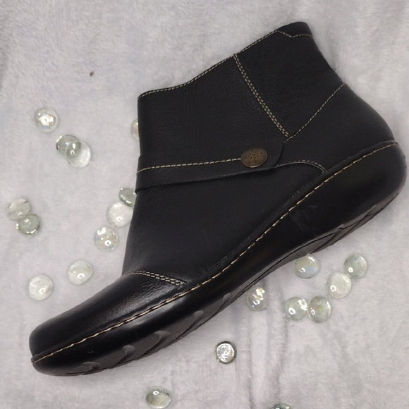 Clarks | Shoes | New Clarks Womens Black Leather Ankle Boots | Poshmark